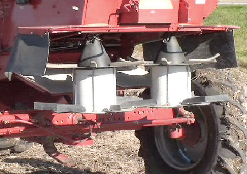 Chaff Spreader – May Wes